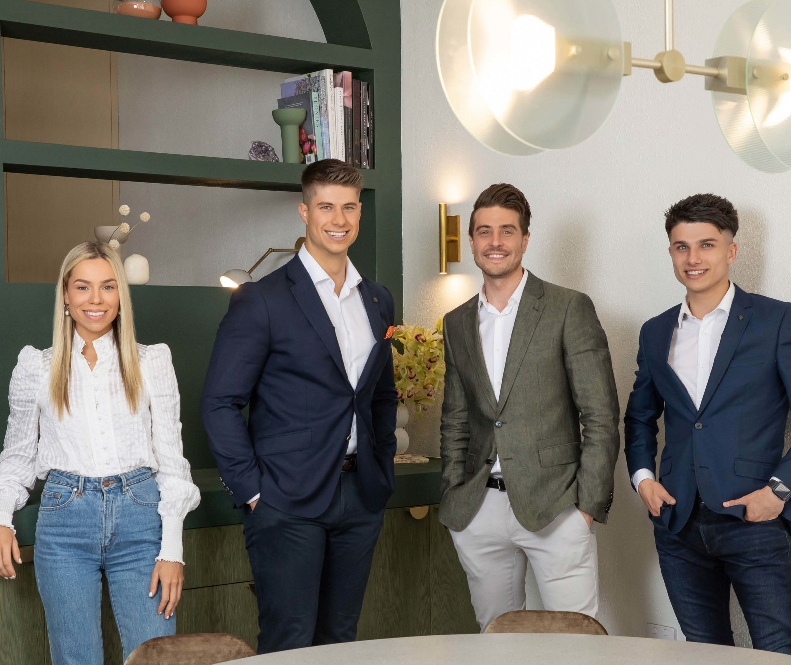 Contact – Noakes Nickolas