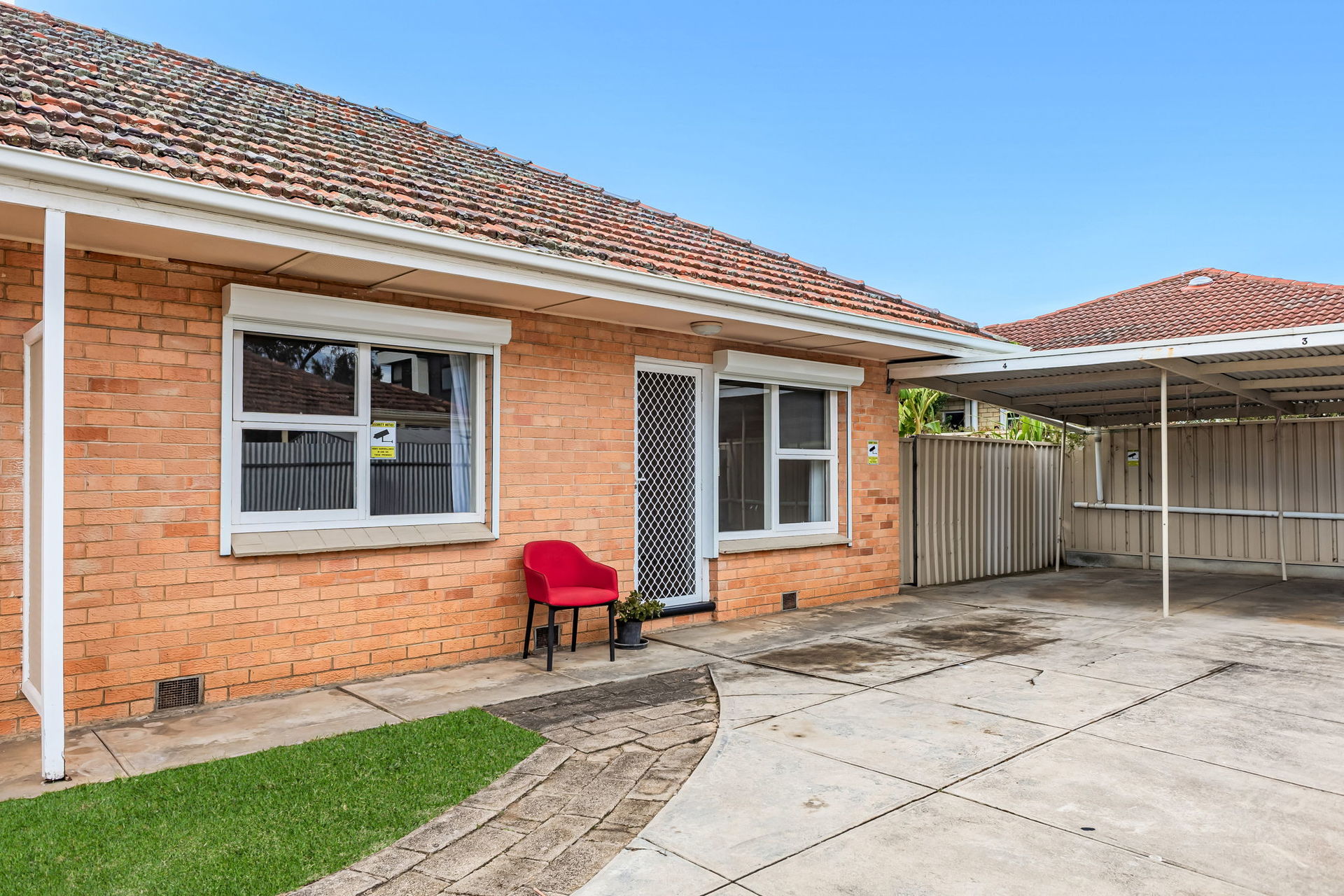 4/4 Pine Avenue, Glenelg North - Noakes Nickolas